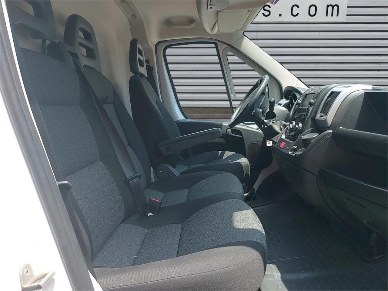 LSA - FIAT-DUCATO-Pro Lounge 3.0 MH2 2.3 MJT120 III FOURGON TOLE