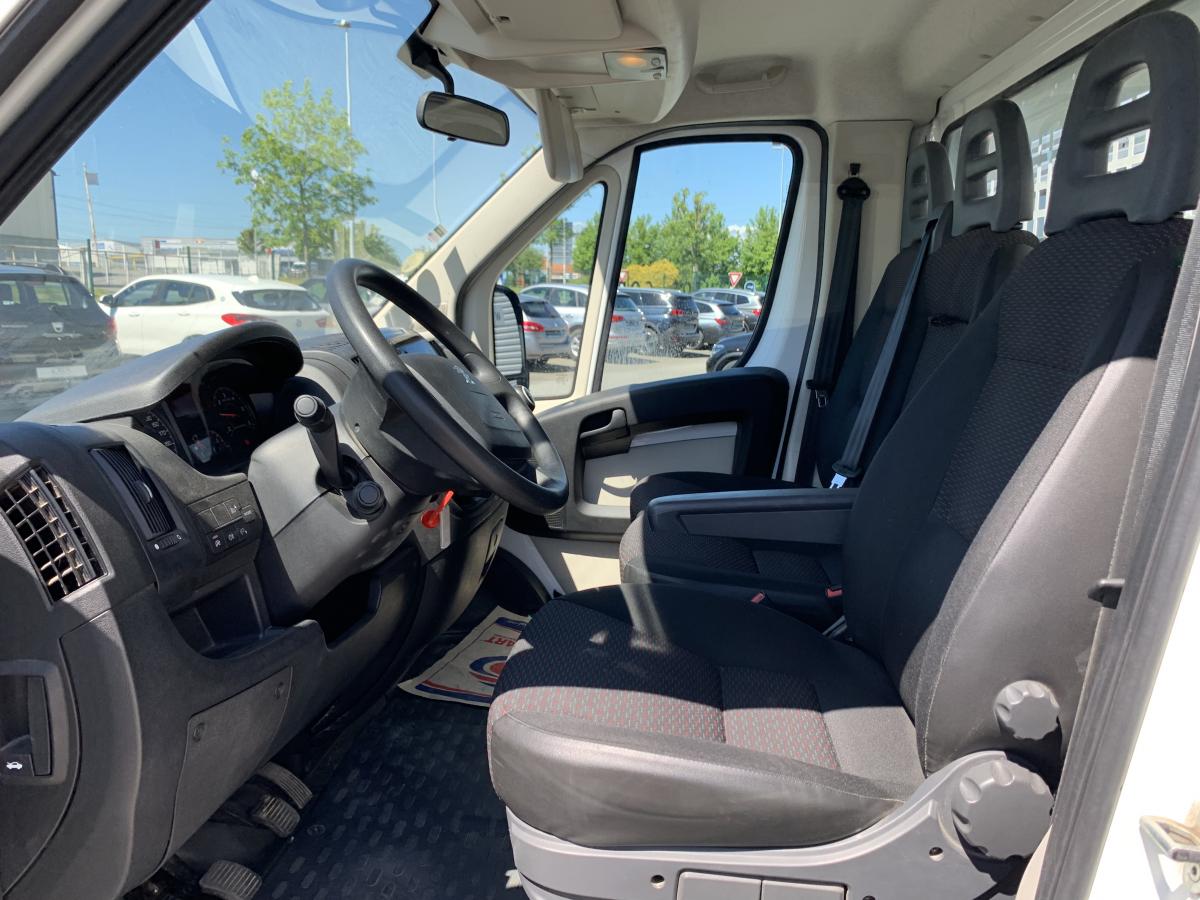 LSA - PEUGEOT-BOXER-2.0 HDI 130 BENNE CHASSIS CABINE 335 L2