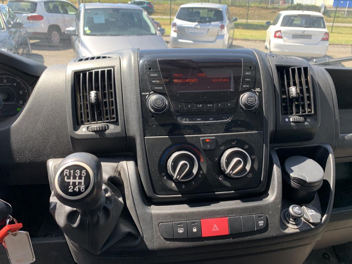 LSA - PEUGEOT-BOXER-2.0 HDI 130 BENNE CHASSIS CABINE 335 L2
