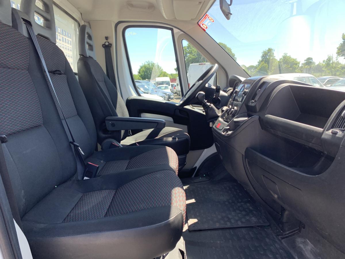LSA - PEUGEOT-BOXER-2.0 HDI 130 BENNE CHASSIS CABINE 335 L2